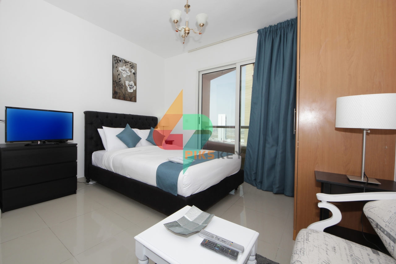 Exclusive Studio Apartment in Lakeside Tower- IMPZ - Pikskey
